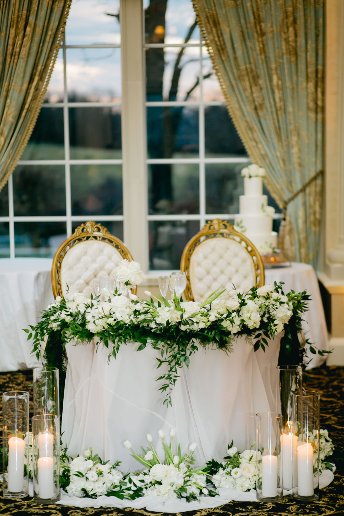 10 Spring Wedding Ideas That You Haven't Seen 100 Times Before