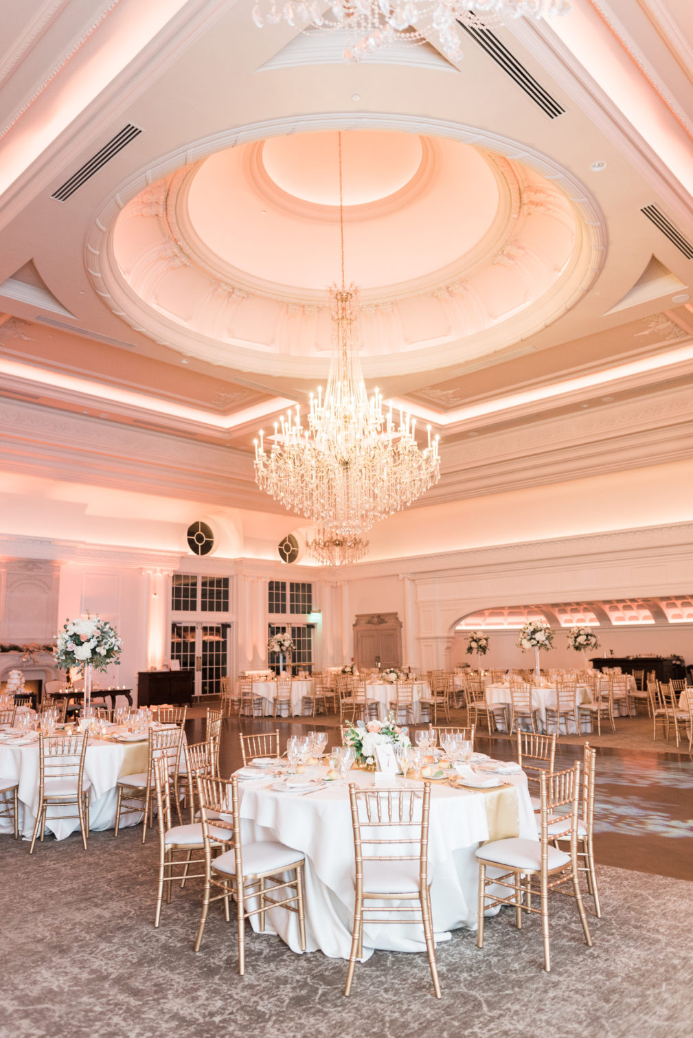 10 Reasons "Luxury Wedding" is Synonymous with "Park Chateau" - Blog